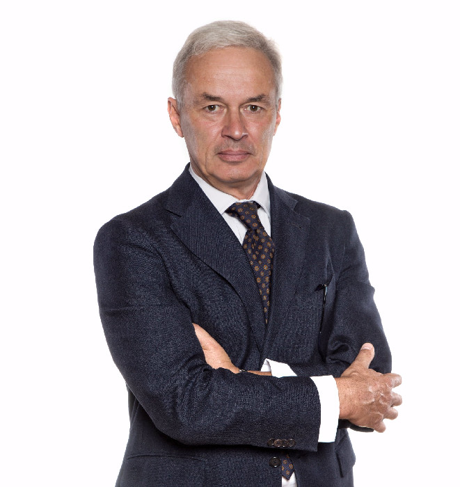 DR. BRISTOT ROBERTO NERI :: VILLA GIUNI